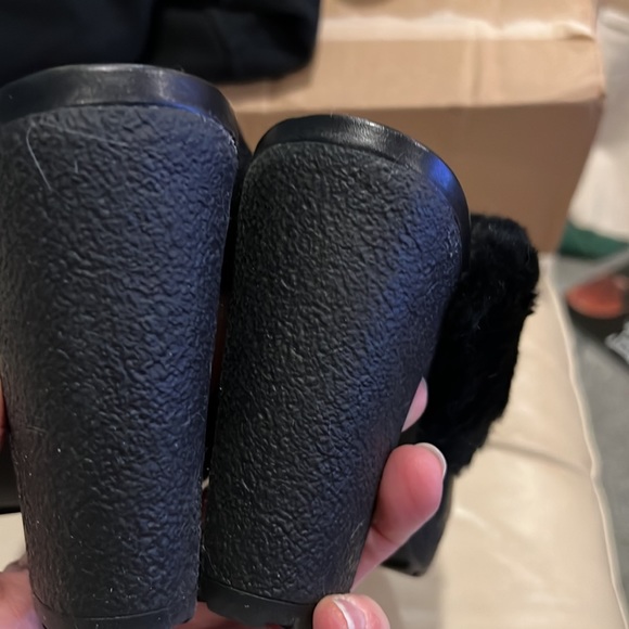 Hunter | Shoes | Hunter Black Leather And Brazilian Sheepskin Sherpa ...